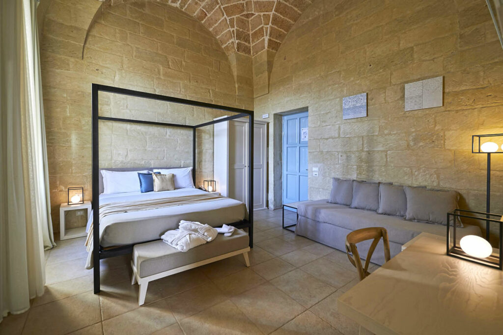 Servizio Navetta Relais Masseria Le Cesine Vernole - PugliAirbus